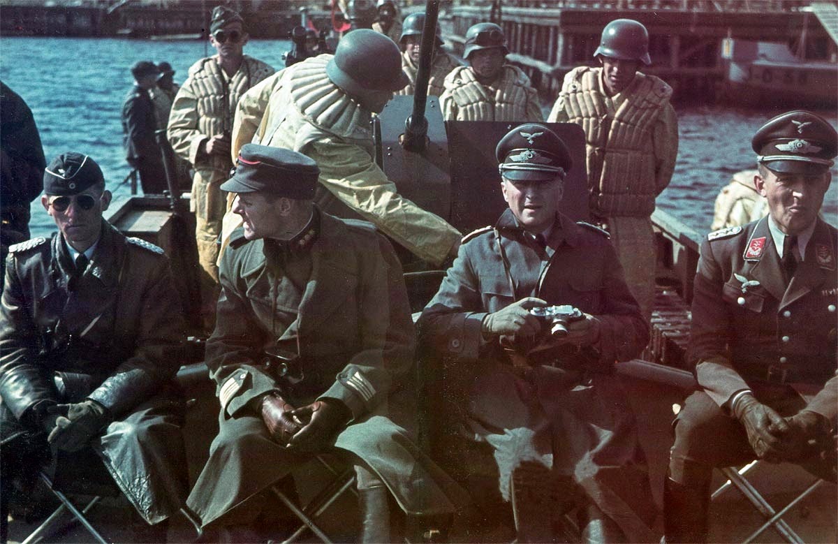 World War II in Color: German and Finnish Officers at Lake Ladoga