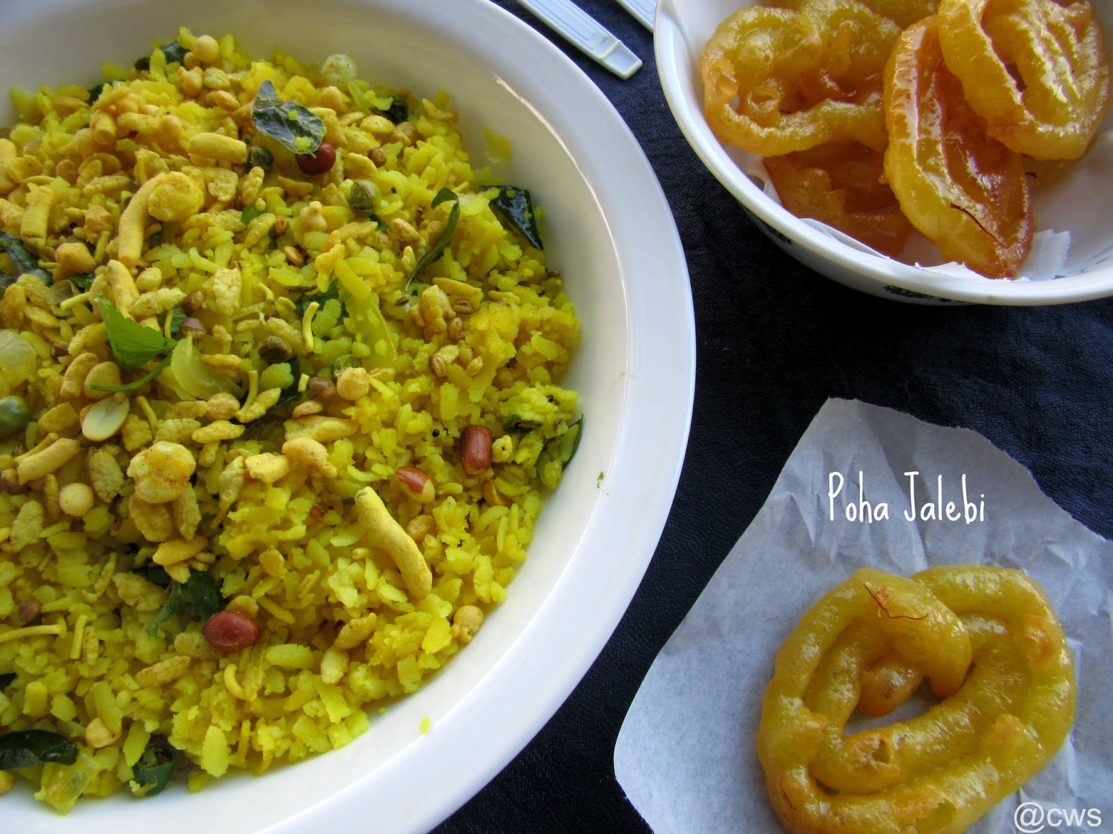 Indori Poha aur Jalebi - Cooking With Sapana