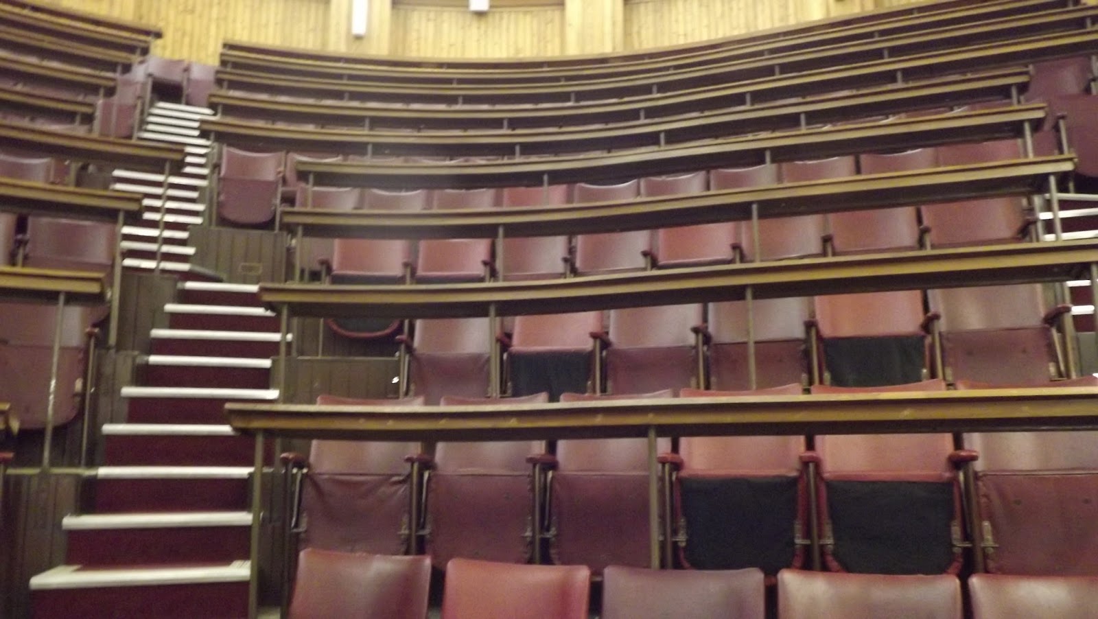 Genealogy Tours of Scotland: Edinburgh Medical School's Museum of Anatomy