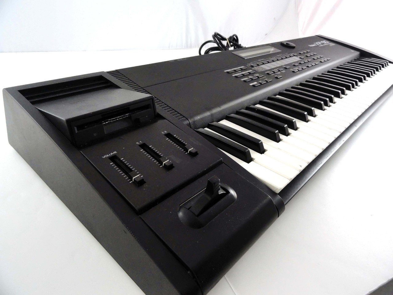MATRIXSYNTH-B: Roland XP-50 Music Workstation