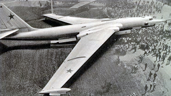 nhungdoicanh: Myasishchev 3M Bison-B