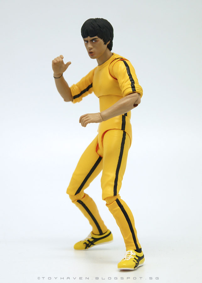 toyhaven: Review II: S.H. Figuarts Game of Death Bruce Lee (Yellow ...