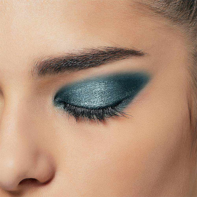 The Beauty News: L'Oreal Paris Color Queen Mono Eye Shadows