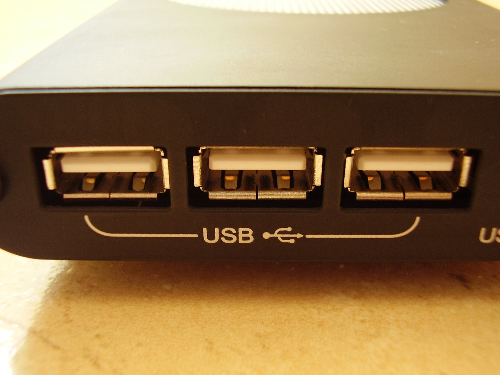 Hardware: Puertos USB
