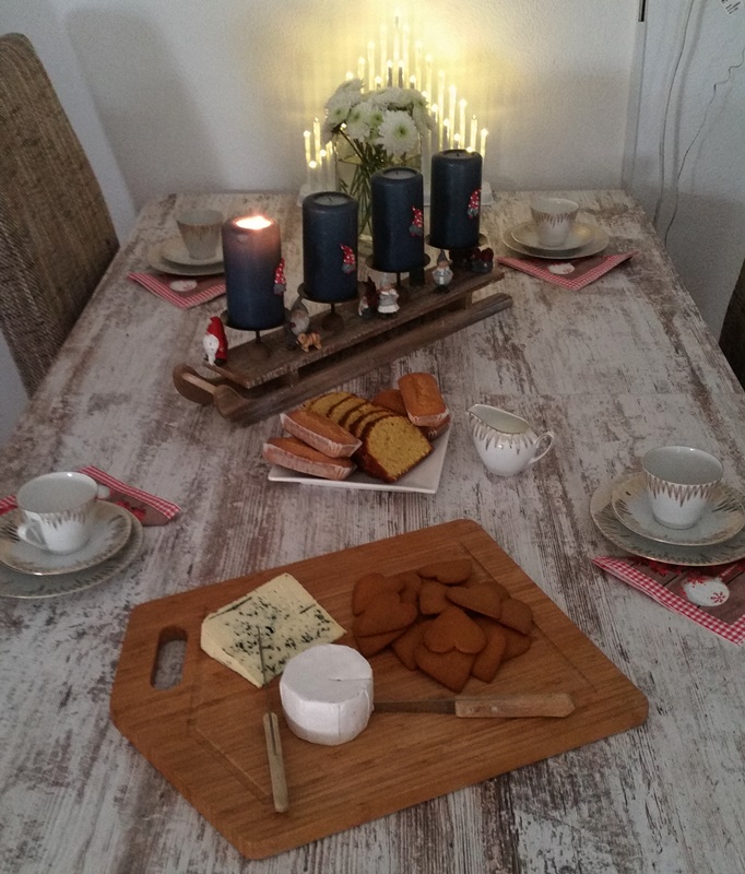 Hallon o Blåbär: Adventsfika