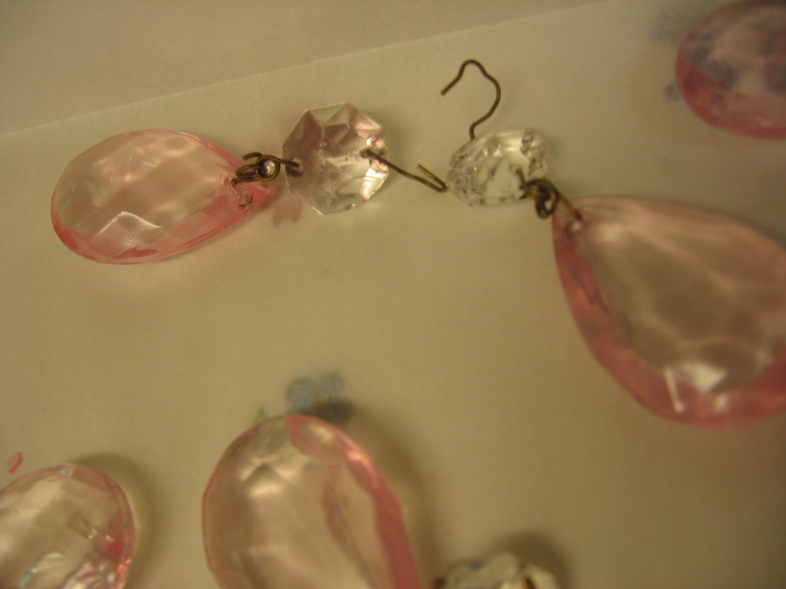 MARSHMALLOW CREATIONS: Mod Podge Colored Chandelier Crystals