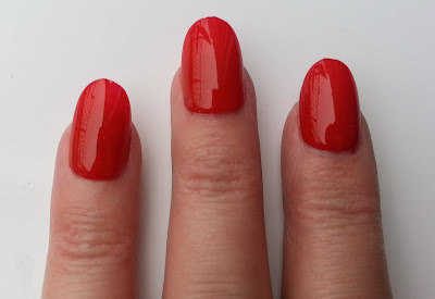 Great Lashing: Caramel Apple and Candy Apple Red Nails
