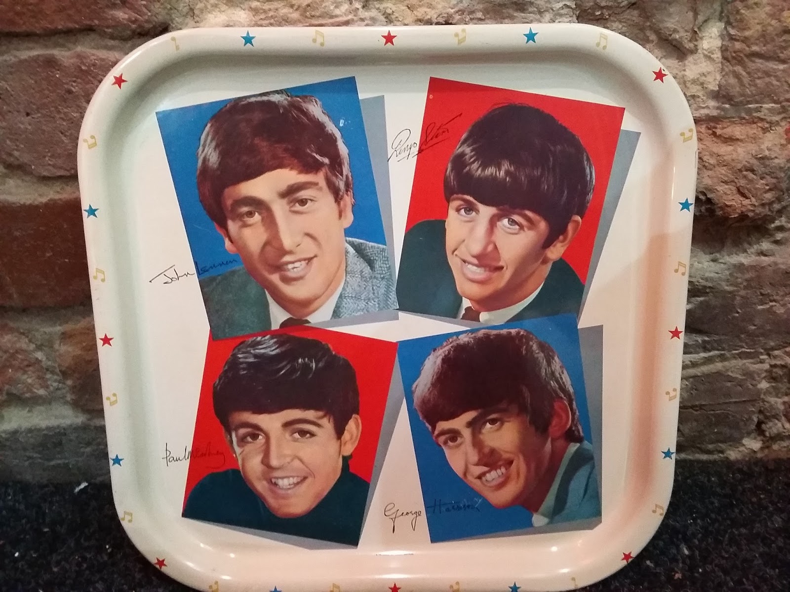 Liverpool Beatles Auction: Original Beatles Tray
