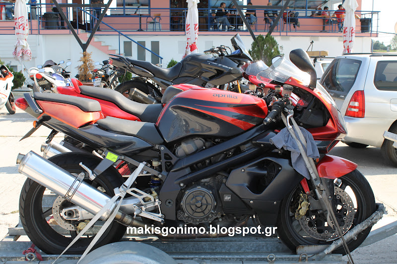 ΓΟΝΙΜΟ-live: ΦΙΛΙΚΟΣ ΑΓΩΝΑΣ ΜΕ ΜΗΧΑΝΕΣ ΣΤΗΝ ΠΙΣΤΑ ΣΕΡΡΩΝ (ΦΩΤΟ-ΒΙΝΤΕΟ)