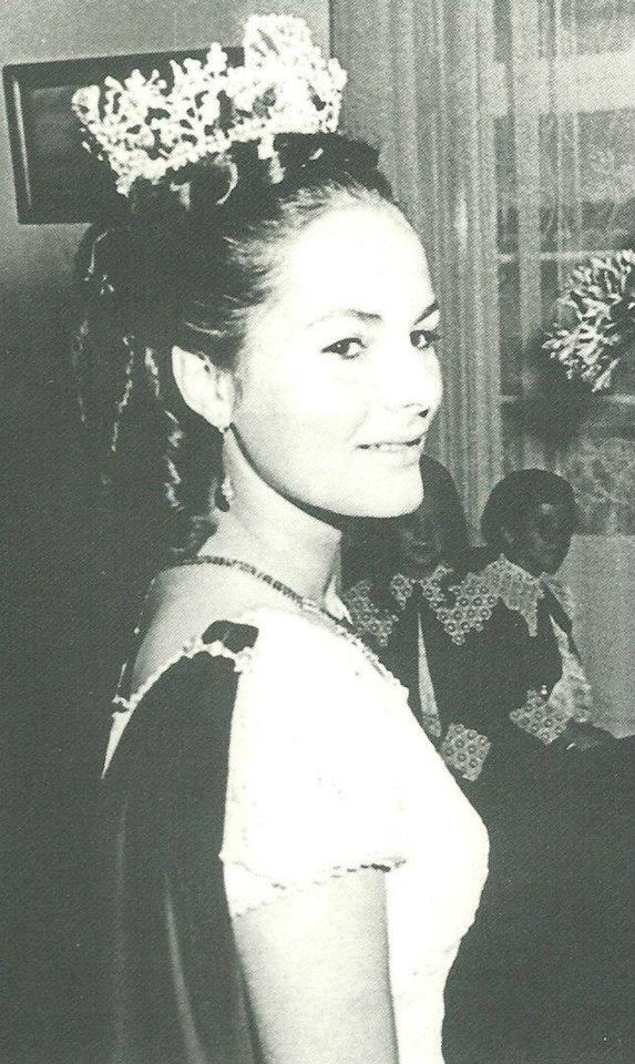 Laura Spiker's Instagram, Twitter & Facebook on IDCrawl