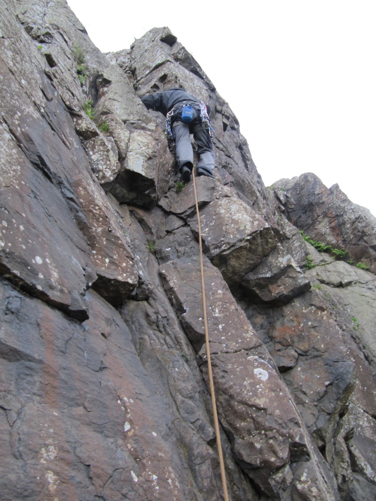 A J Thorley Mountaineering: Neilston Quary 23rd June 2012
