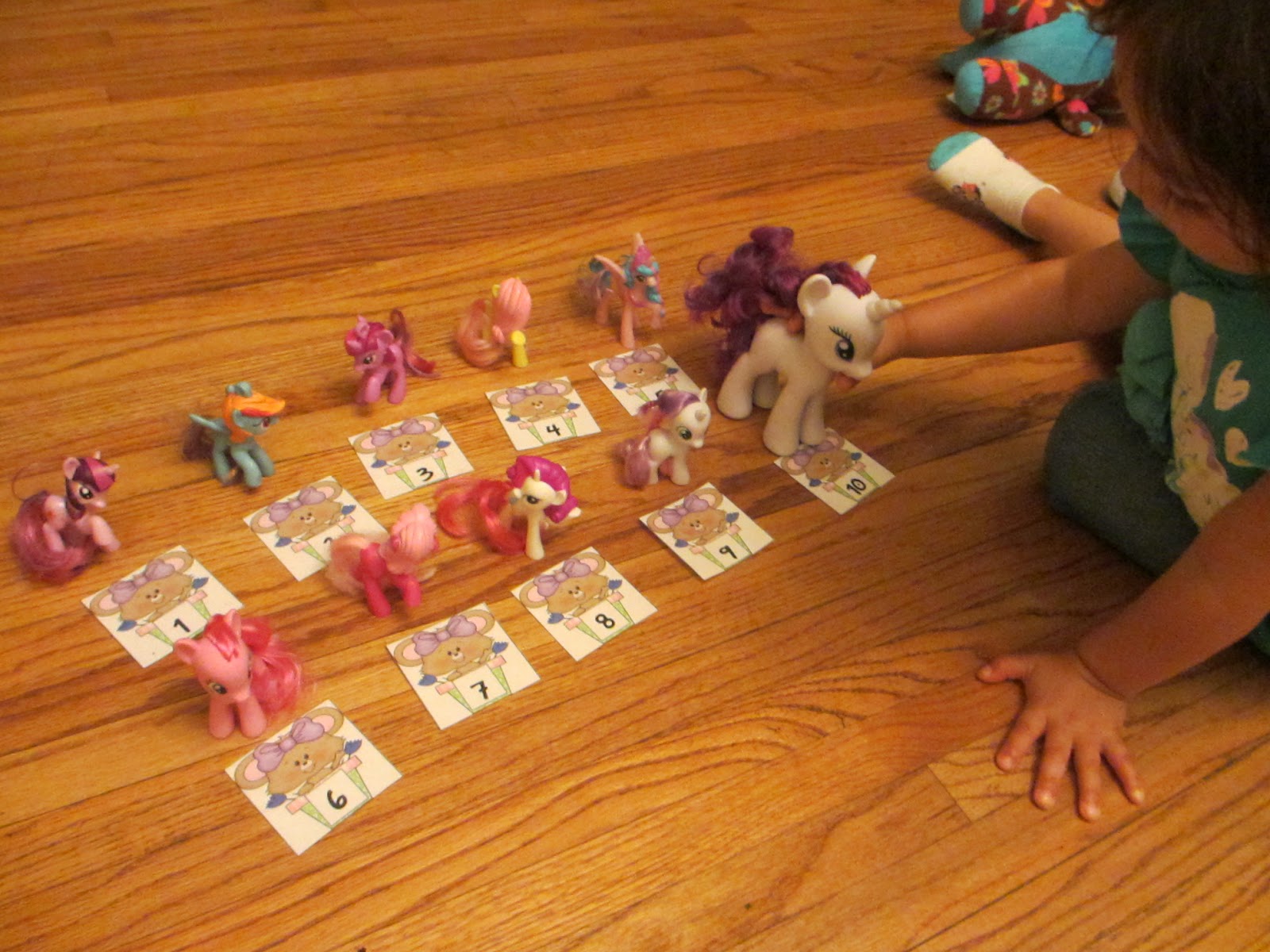 Teaching Munchkins: Mighty Math Powers with Flowers