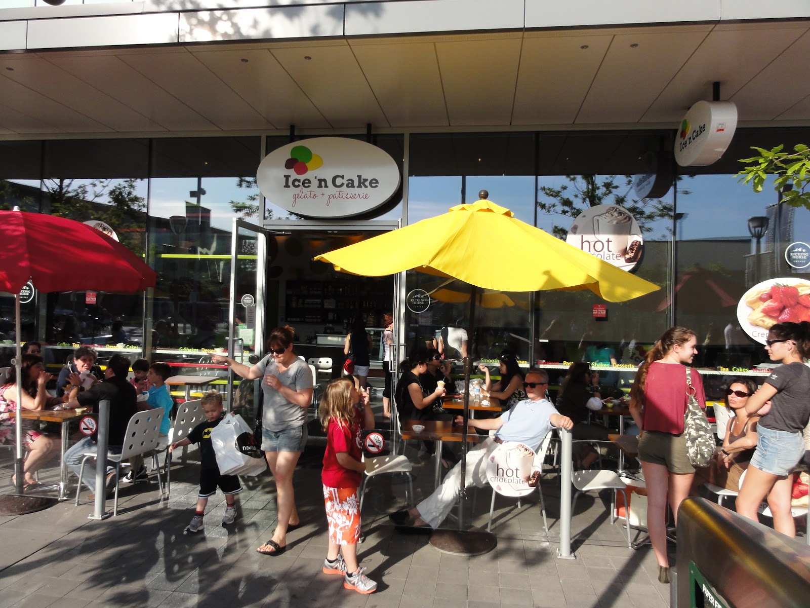 Gracie's blog: Ice 'n Cake (@ Shops at Don Mills)