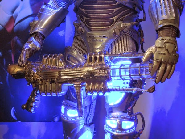 Hollywood Movie Costumes and Props: Arnold Schwarzenegger's Mr. Freeze ...