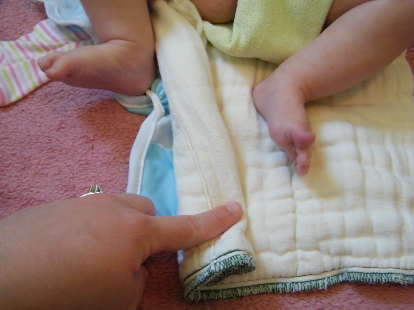 The Arts and Diapers: Part 1: Prefolds and how to use them!
