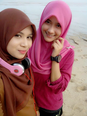 Nonton Bokep Indo Abg Jilbab Pamer Badan