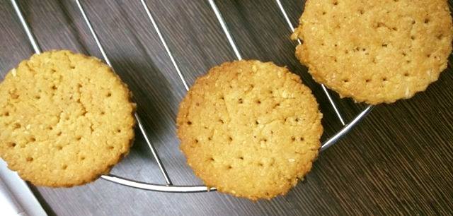 Whole Wheat Marie Biscuit: Sugarless Cookie Recipe