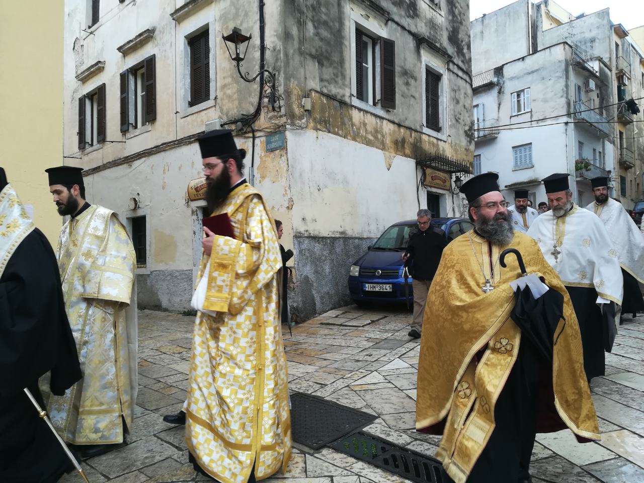 Ενορία Αγίου Ελευθερίου Κερκύρας: ΛΙΤΑΝΕΥΣΗ ΚΑΙ ΕΣΠΕΡΙΝΟΣ ΑΓΙΟΥ ...
