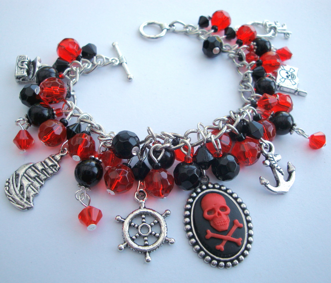 Pirate Treasures Handmade Jewellery: October 2011