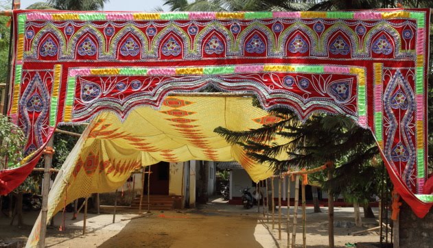 Pipili Chandua Artisans: Traditionally Decorating everything from Gods ...