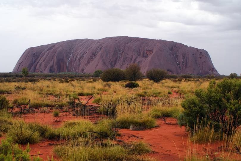 Uluru Waterfalls: Ayers Rock Fall