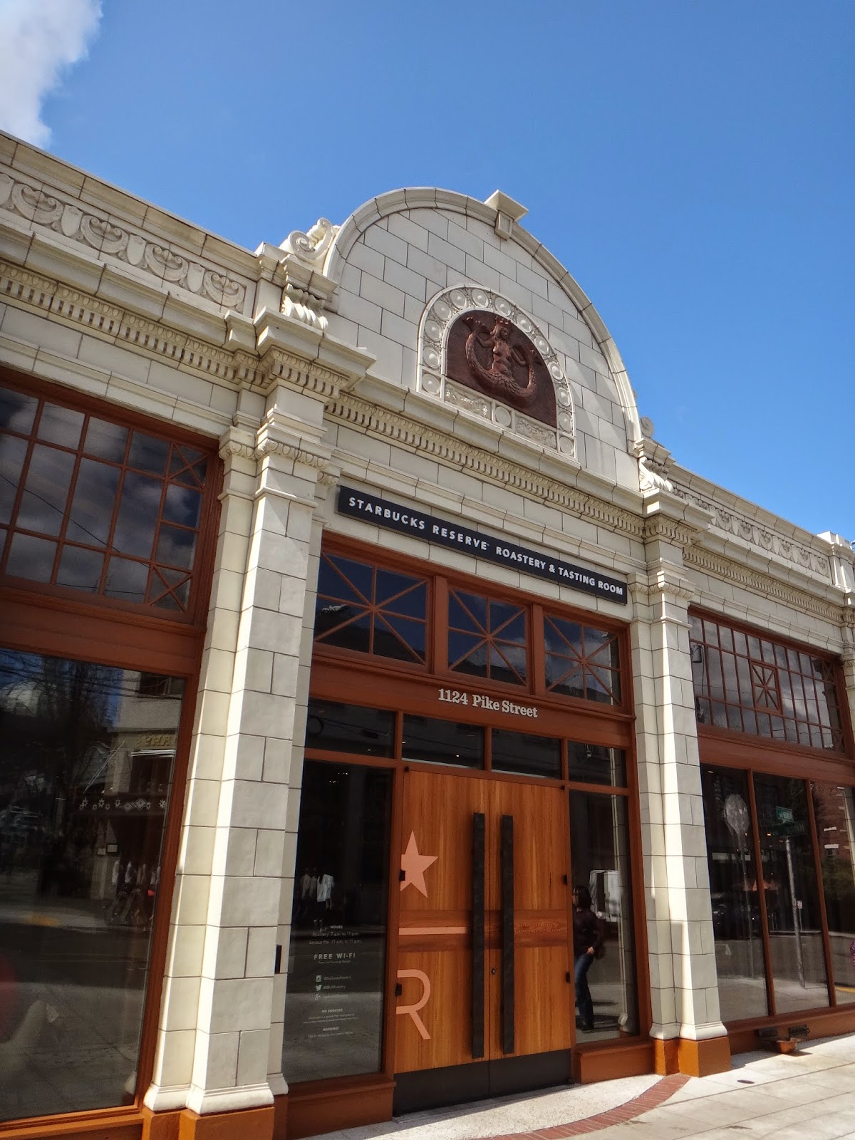 Eating Around the 604: Starbucks Reserve Roastery & Tasting Room ...