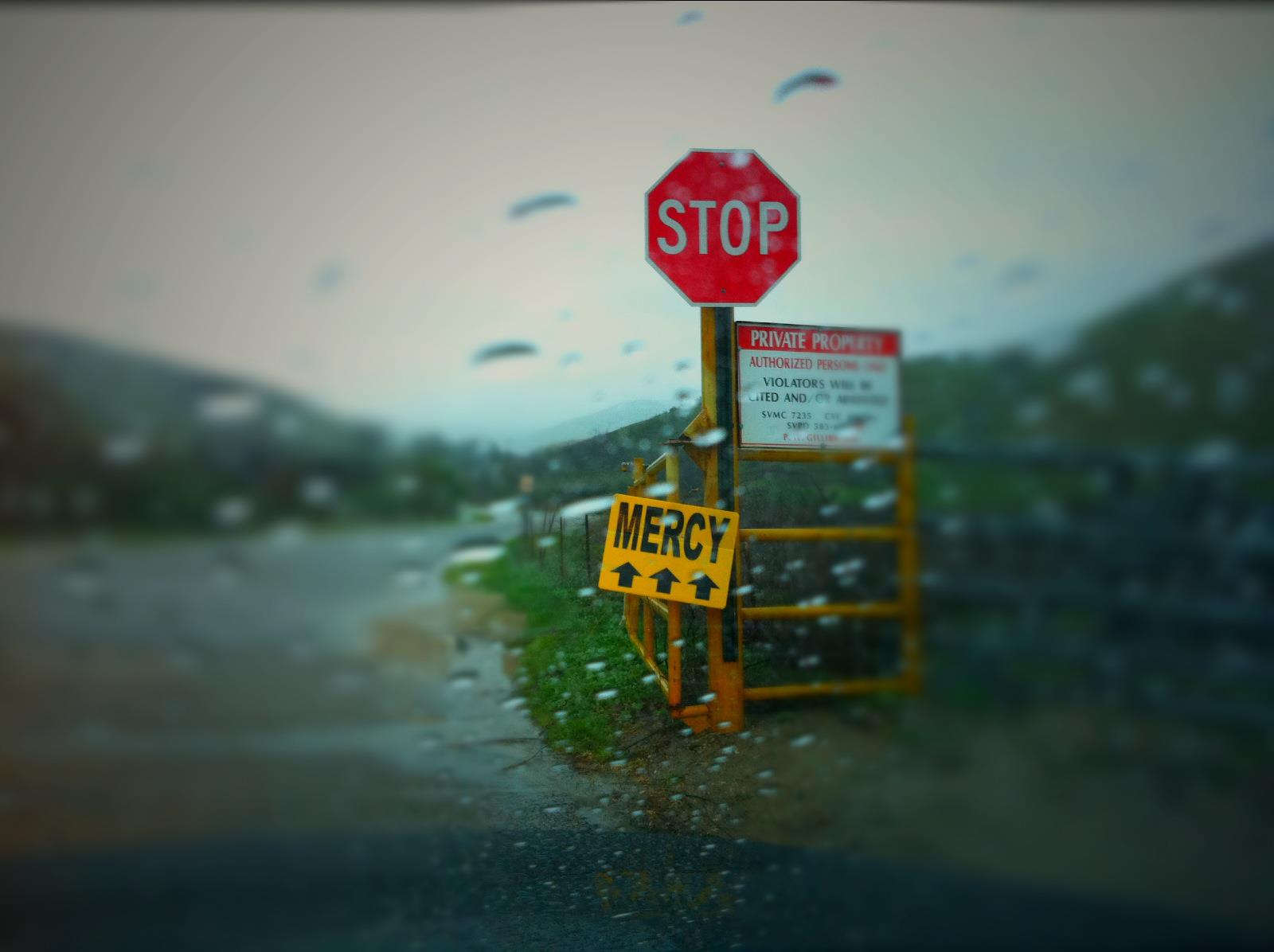 Talk Stephen King: Pictures From The MERCY Set