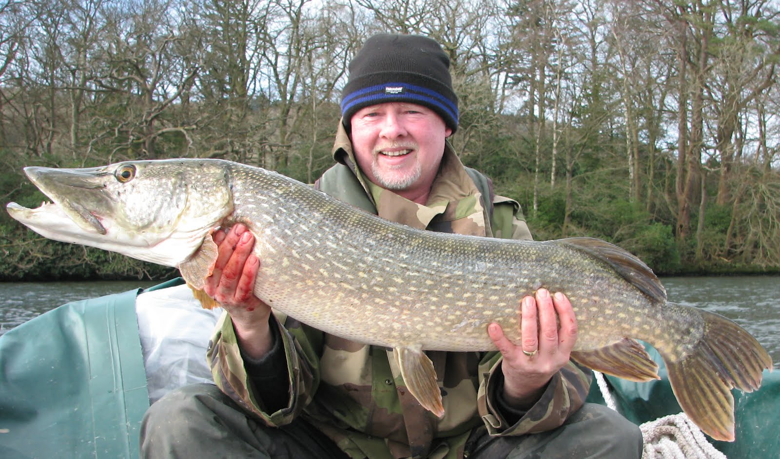 Pike Fishing UK: The Kiss of Death