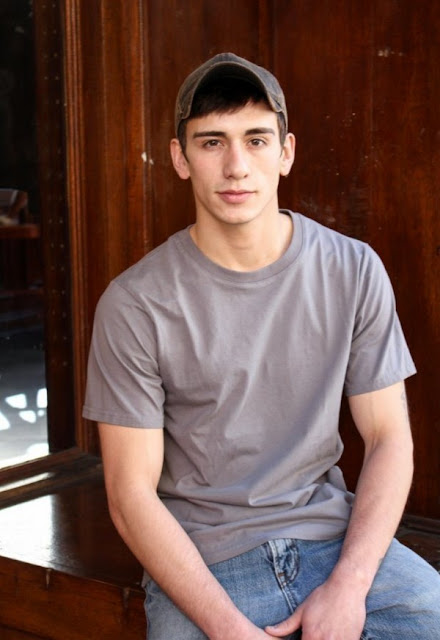 Homens e Imagens: SHOW SOLO COM LEO BALCONY