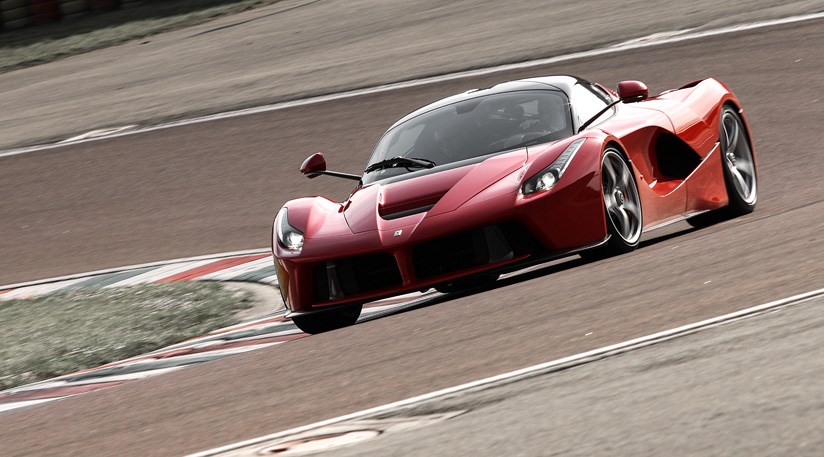 THE THROTTLE GURU: The Demonic Angel (Ferrari LaFerrari)