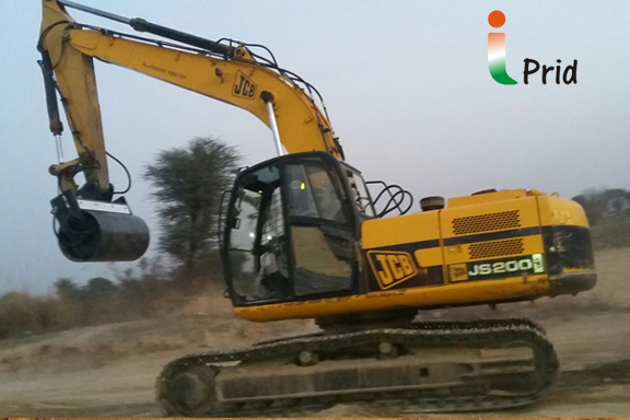 Slope Vibratory Compactor: I-PRID Slope Vibratory Compactor Innovative