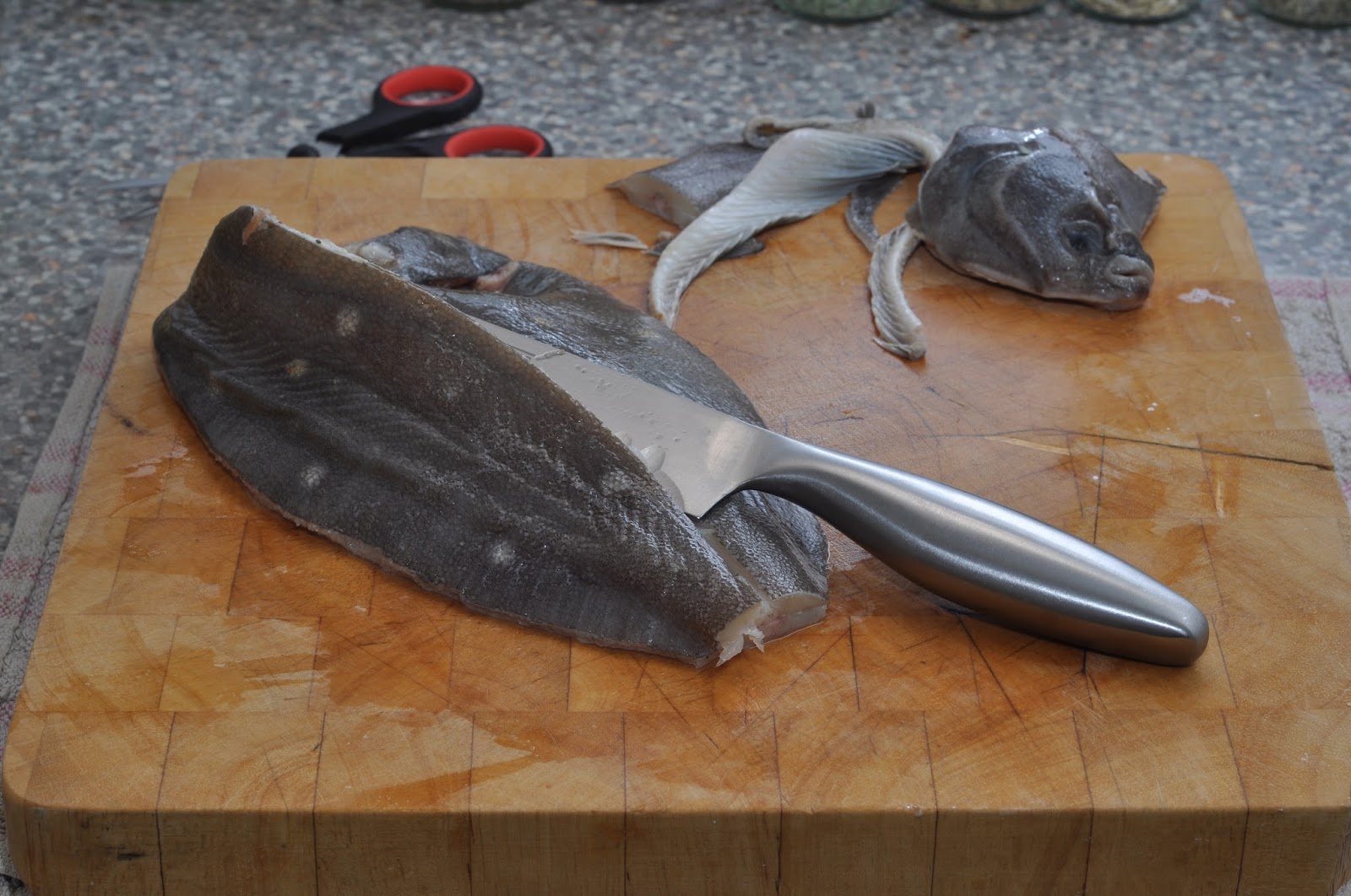 Simple Food: Plaice Veronique (poached plaice with grapes)