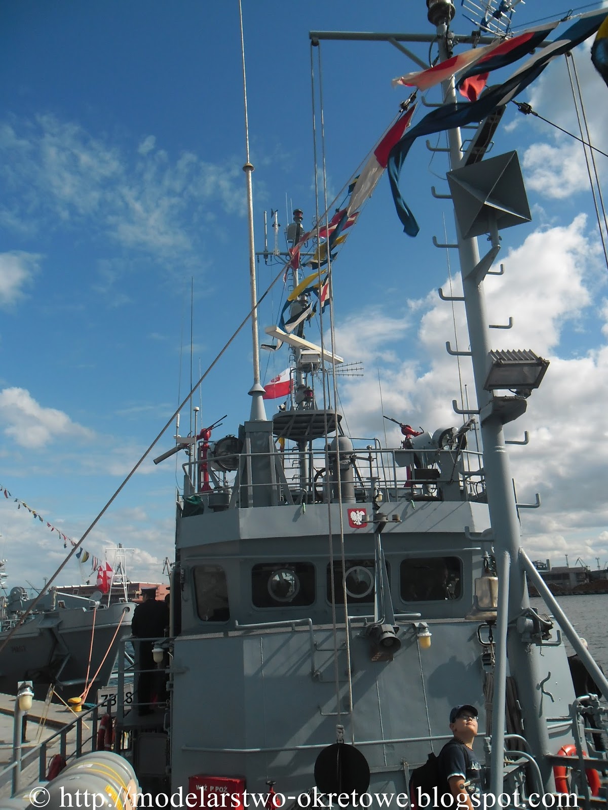 Modelarstwo okrętowe: Święto Wojska Polskiego - Wodowanie monety ORP ...