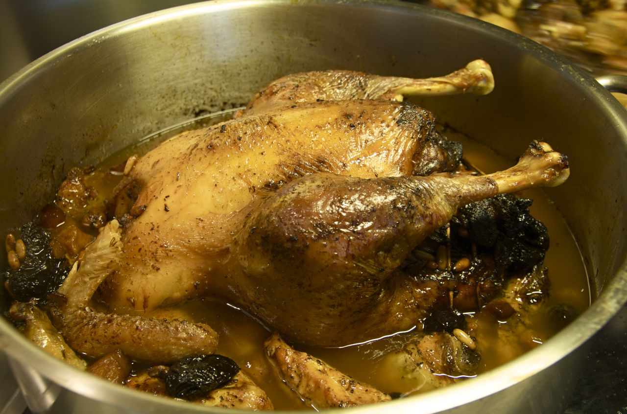 TOTS A TAULA: CAPÓ FARCIT DE NADAL