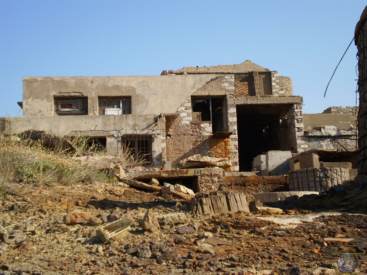 HELLENIC SURVIVAL TEAM: ΜΕΤΑΛΛΕΙΑ ΛΑΥΡΙΟΥ