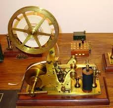 Bunga ^,^: Alat Komunikasi Kantor