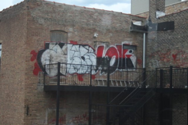 Graffiti Soul: Cool Graffiti Design on Building