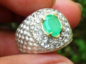 Batu Akik Giok - Manfaat/Khasiat Batu Giok Terbaru | Macam Macam Batu Akik