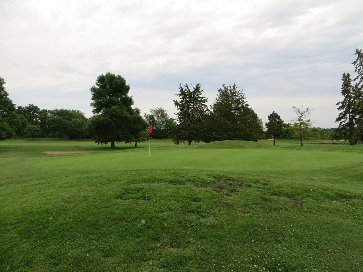 Kristazio on Golf: Golfing Hiawatha Golf Course