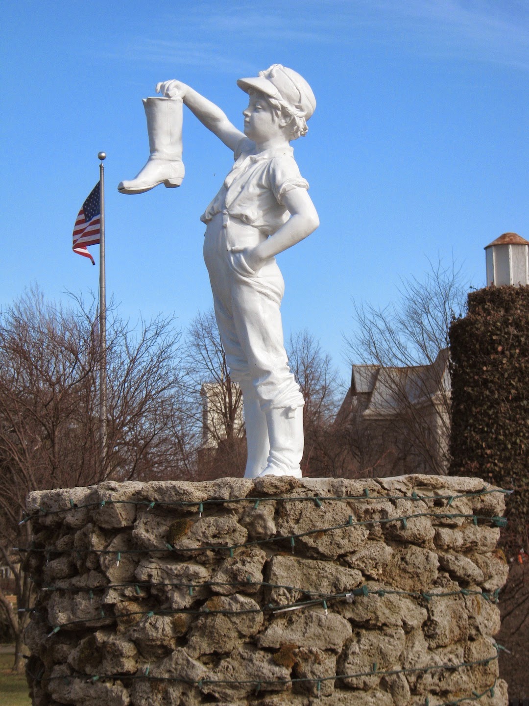 Brady's Bunch of Lorain County Nostalgia: Sandusky's Boy With the Boot