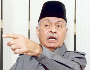 KLBOYZ CHANNEL: JINS SHAMSUDDIN DAH MULA BANTAI MAD SYABU..!!!