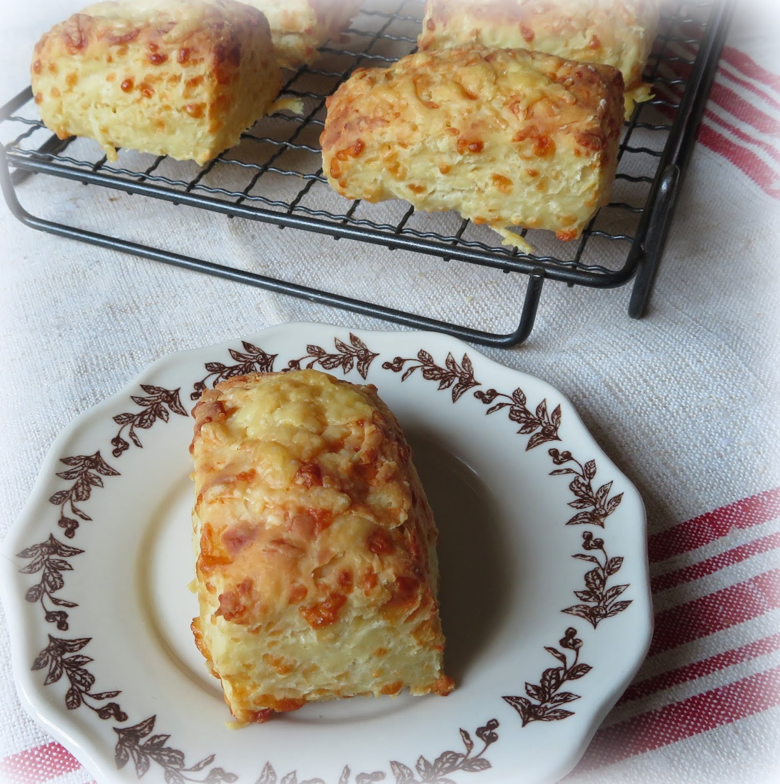 Three Ingredient Cheese Scones | The English Kitchen