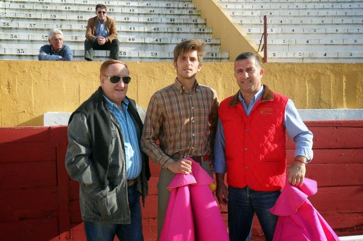 El Redondel Taurino: MÁRIO ALCALDE NOVILLERO ESPAÑOL REALIZA VARIOS ...