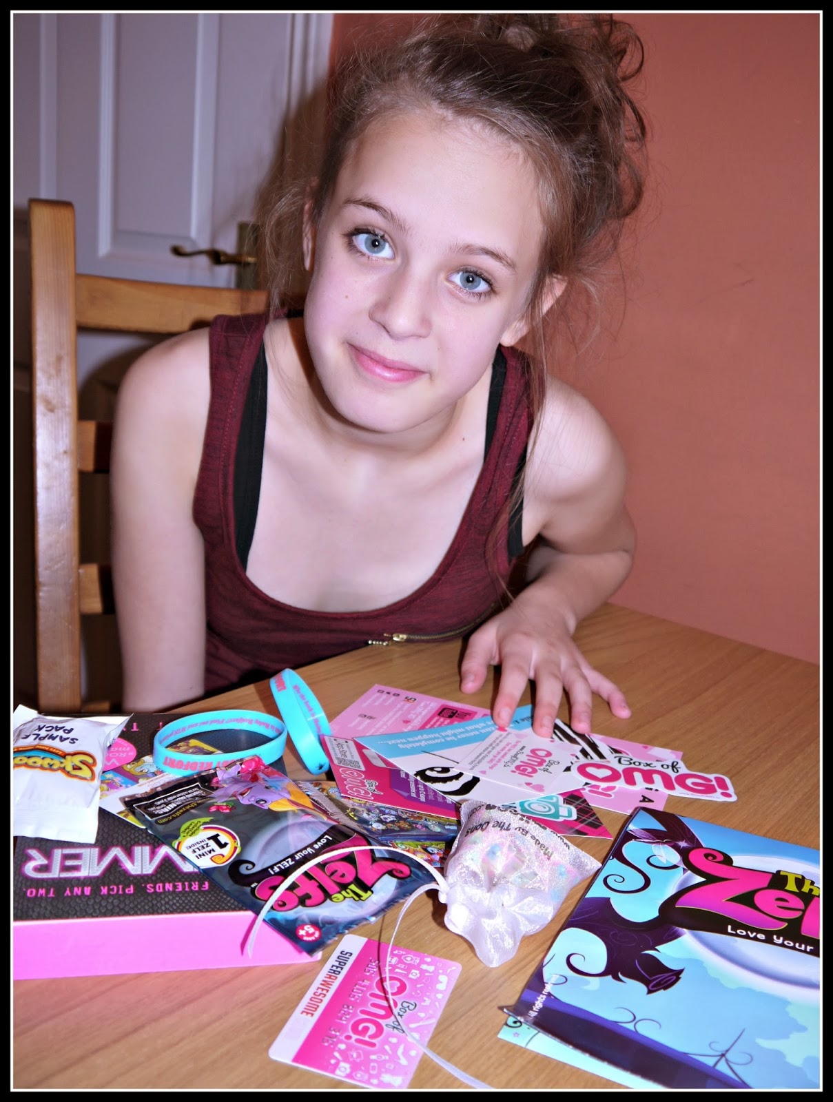 Inside the Wendy House: What's Inside the Box of OMG and Box of Awesome?