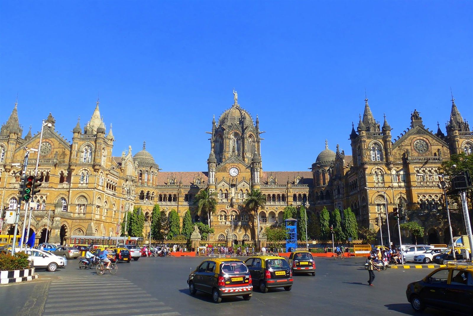 Qué ver y hacer en Bombay - La Aventura de Pablo y Elena