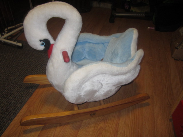 2 SISTERS SELLING THEIR STUFF: Baby Plush Swan Rocker -Great Newborn ...