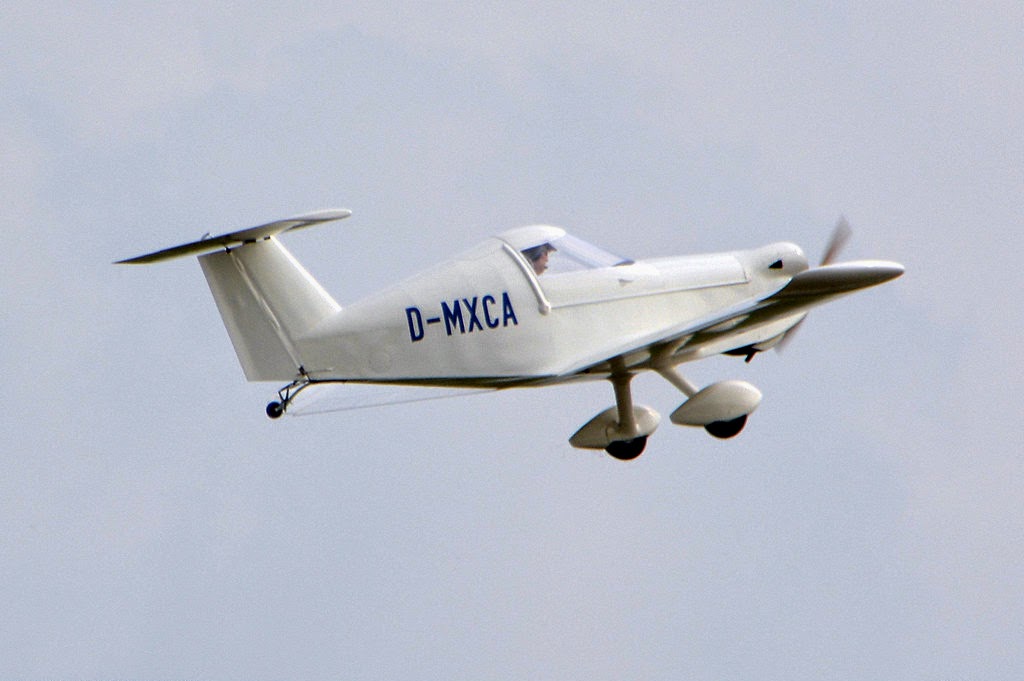 nhungdoicanh: Spacek SD-1 Minisport