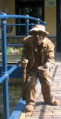 'ZIEN EN WETEN': DE BEDELAAR. HAELEN.