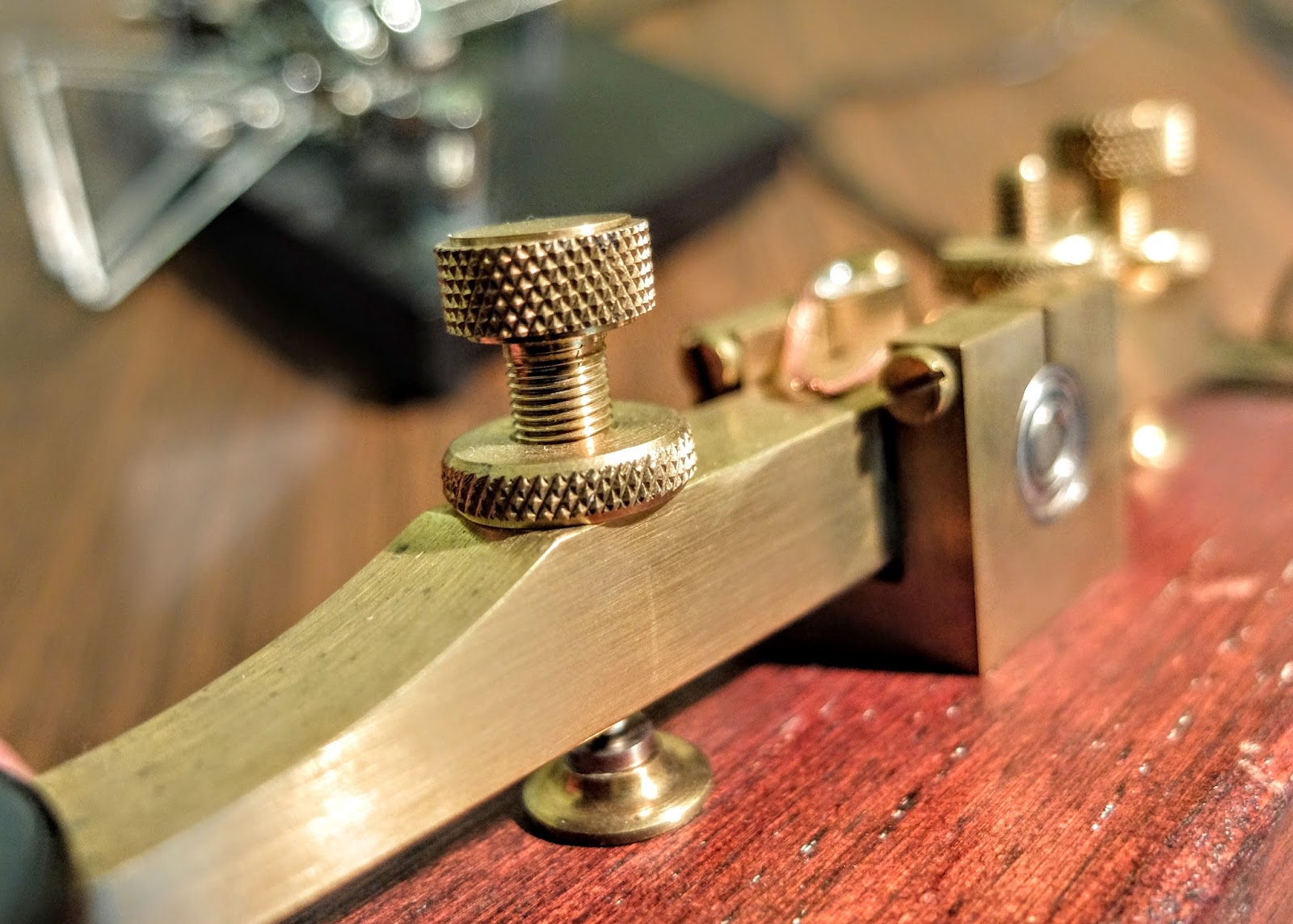 Ham Radio - QRP: Review of the Kent Hand Key