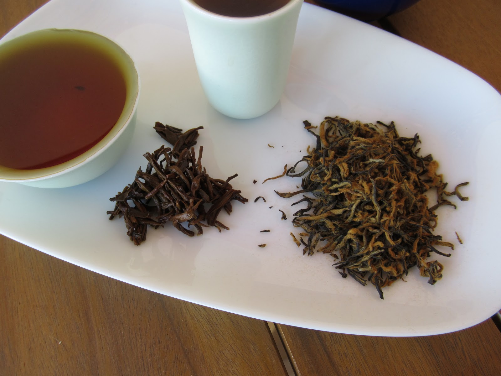 Savourer le thé: Test: Panyong d'or (Thés de Chine)